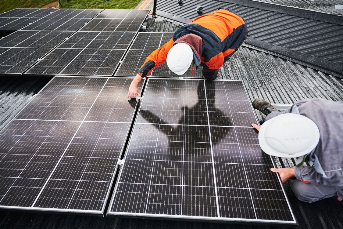 Solar Panel Installation: Transforming Your Home's Energy Use - ICDAR
